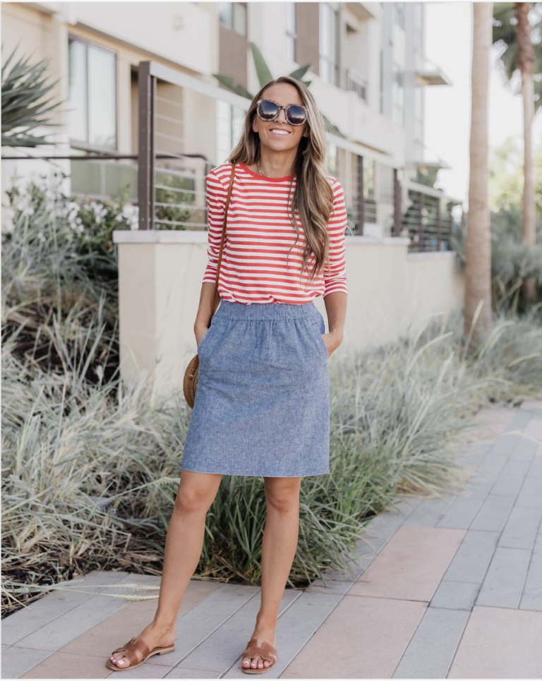 20 Functional But Cute Stay At Home Mom Outfits for Summer - Merrick's Art