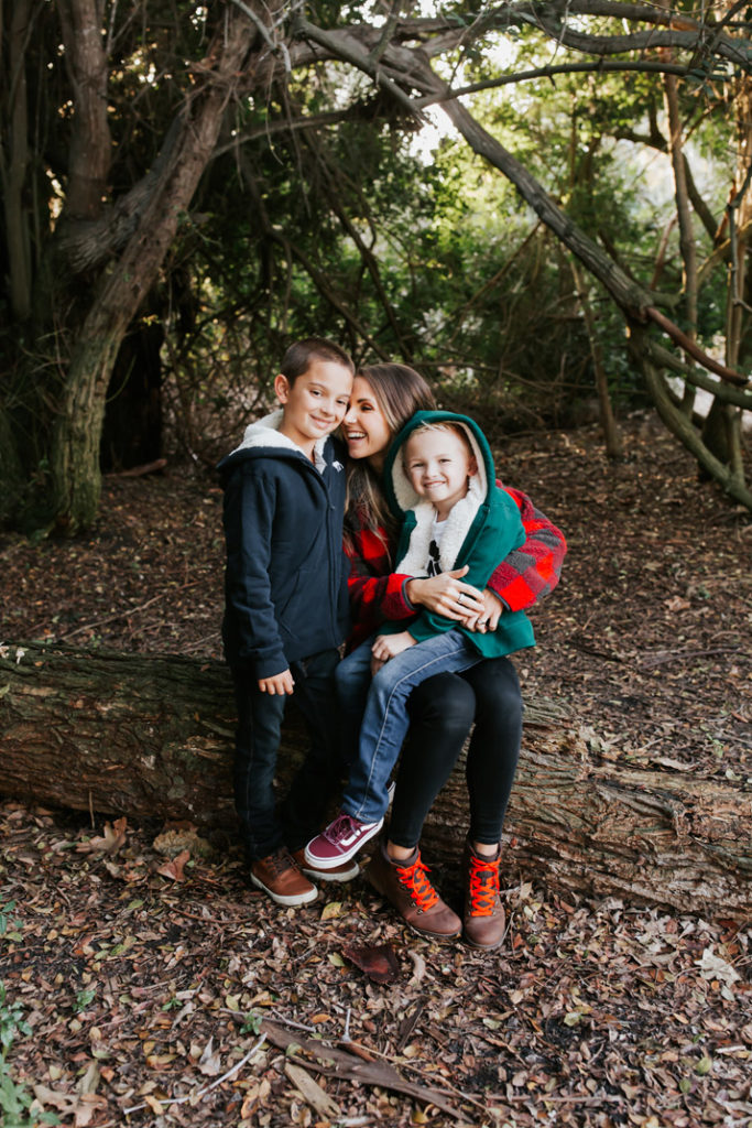 Service Ideas for Kids This Holiday Season (30 Ideas) - Merrick's Art