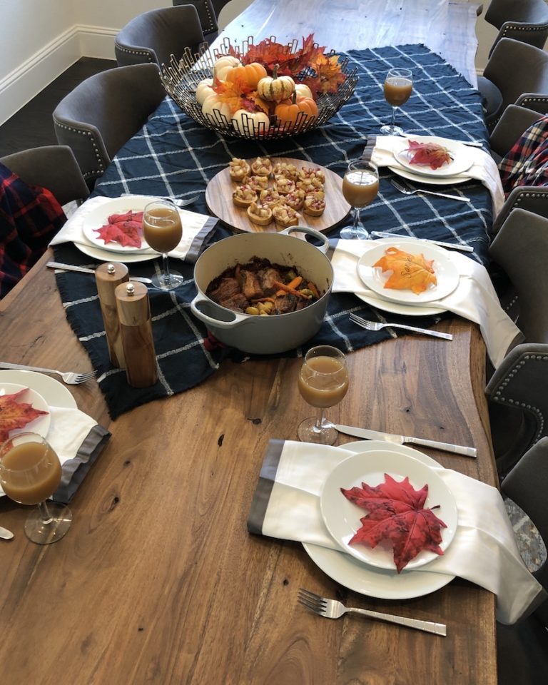 How To Host A Fall Themed Dinner + Some Inspiration - Merrick's Art