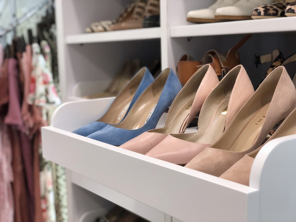 Our Shared Walk-in Closet is Finished! - Merrick's Art