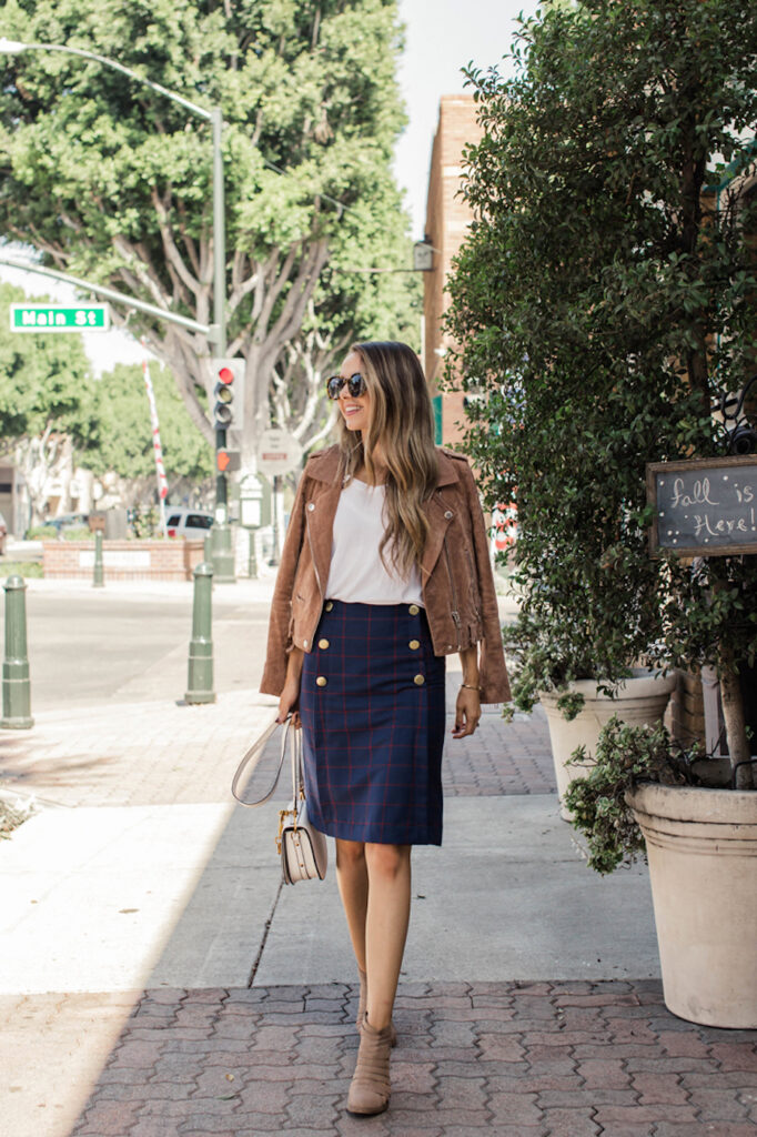 7 Fun Color Combinations for Fall Outfits - Merrick's Art