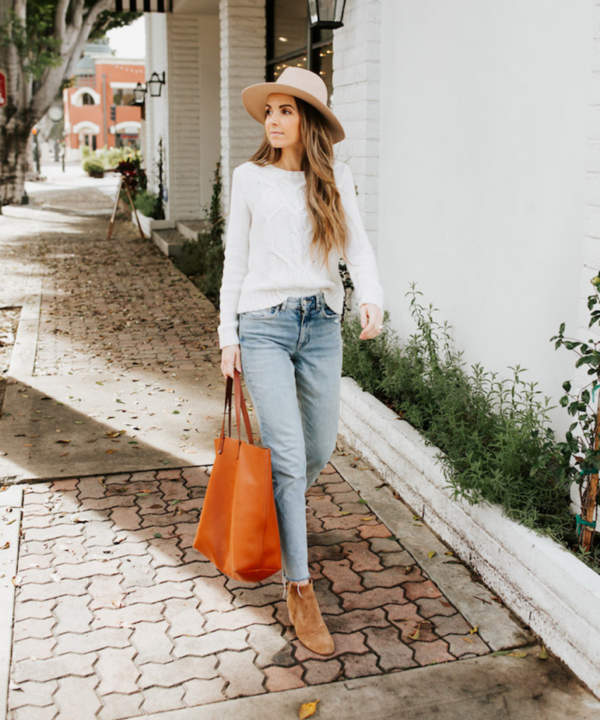 When to Half Tuck vs. Fully Tuck Your Top - Merrick's Art