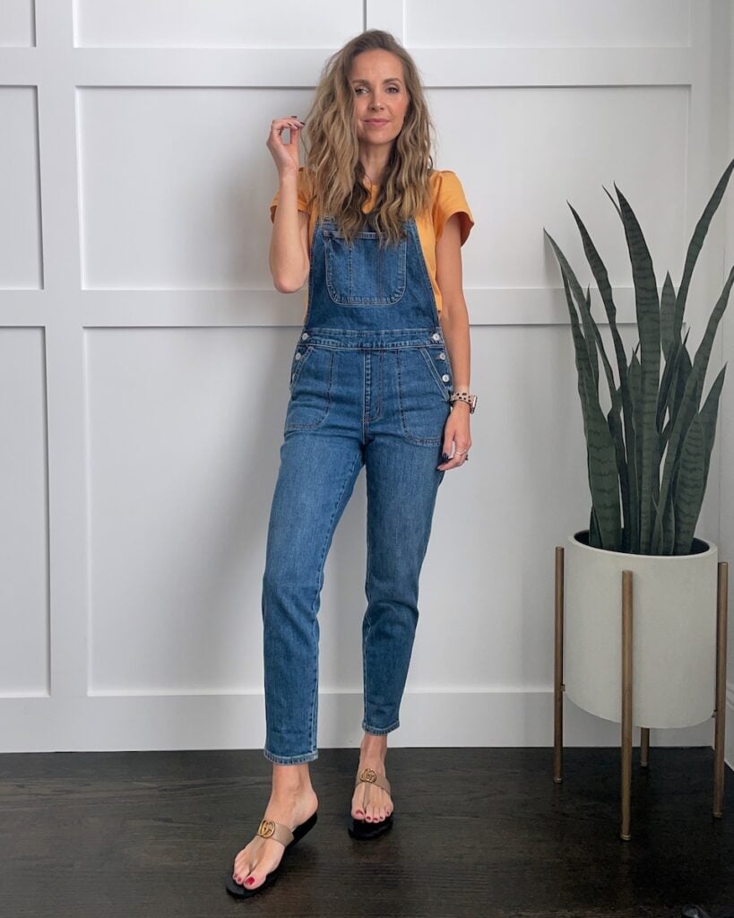 How to Wear Overalls (6 Easy Outfits) - Merrick's Art