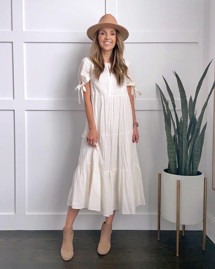 How To Wear Bows (In Clothing, Accessories and More) - Merrick's Art