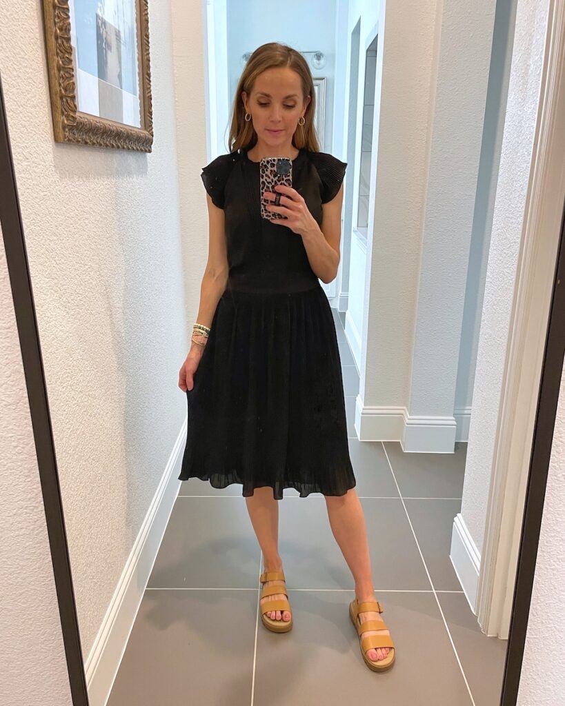 How to Wear Platform Sandals - Merrick's Art