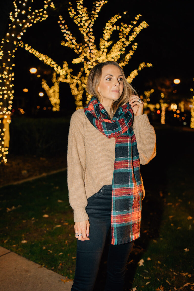 Neutral Holiday Outfits: Holiday Style Guide - Merrick's Art