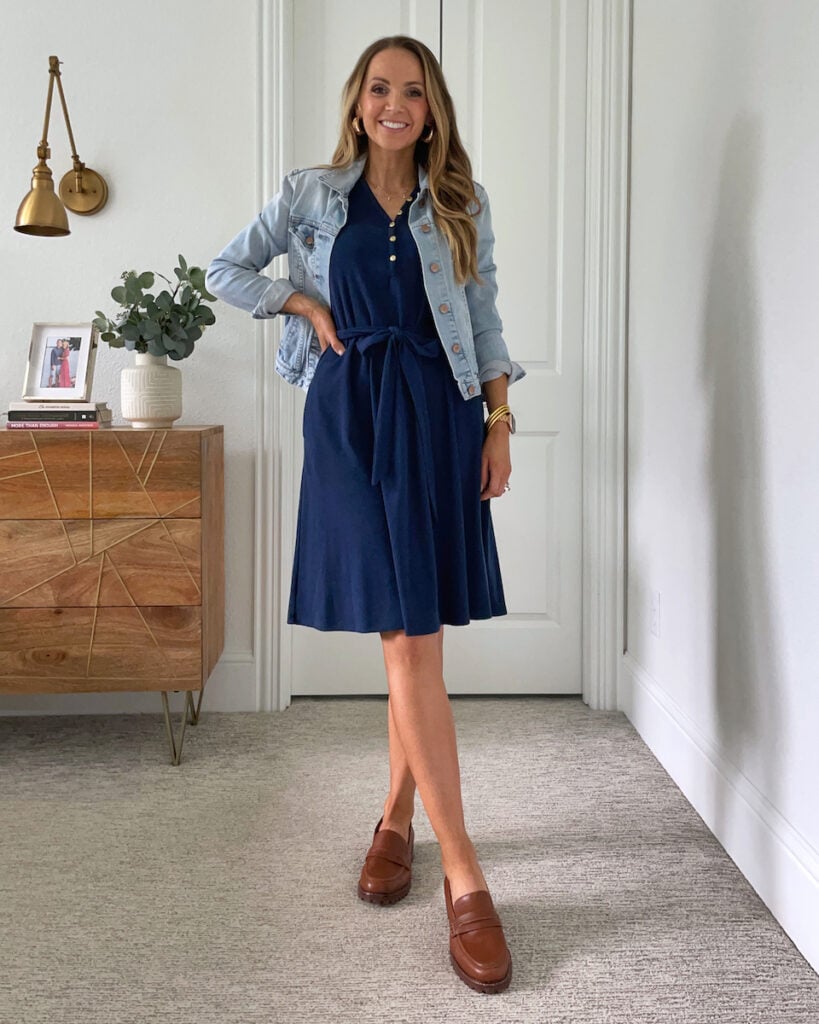 How to Wear The New Merrick White Collection Navy Ribbed Dress - Merrick's Art