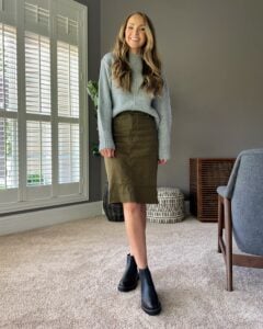 Knee-Length and Midi Skirts For Fall - Merrick's Art